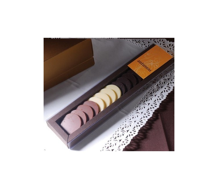 Idea: Scatola Bonbon Fascia | SelfPackaging