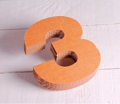 Originaux numéros en carton pour décorer, qui donnera une touche ...